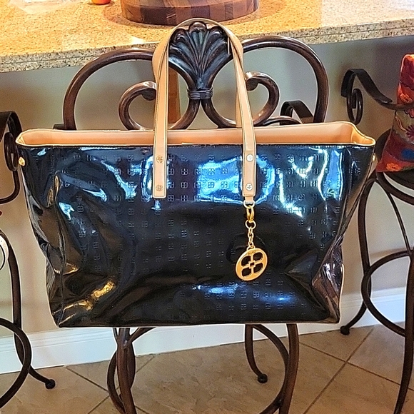 IMAN | Bags | Iman Collection Black Patent Tote Bag | Poshmark